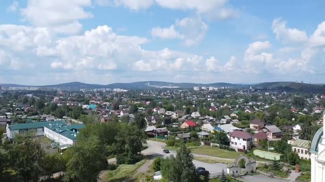 Собор Александра  Невского Гальянская Церковь Нижний Тагил Урал Нижнетагильский пруд Вид с высоты