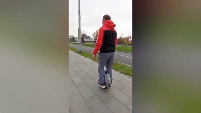 Первый раз на Моноколесе