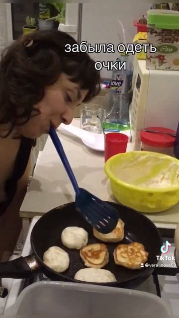 Люблю оладушки
#vera_nova #готовка #домохозяйка #артрогрипоз