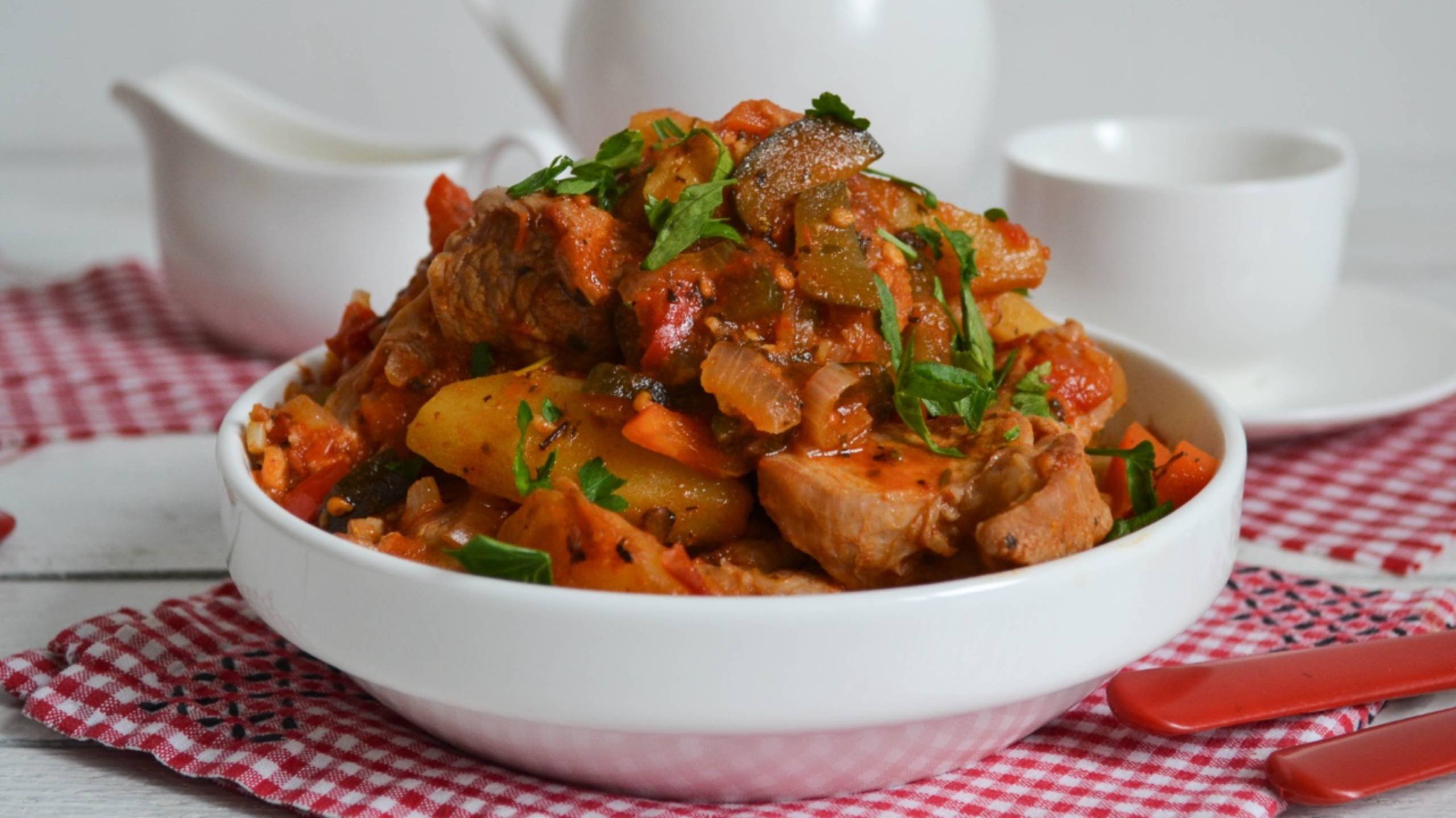 🥘 Азу из индейки в мультиварке