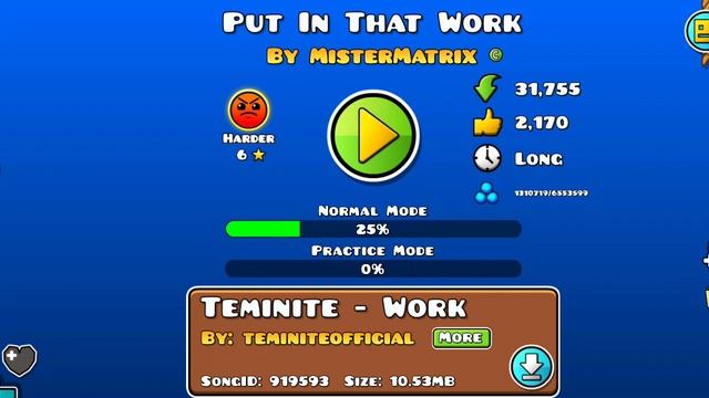 Играю в геометри Даш