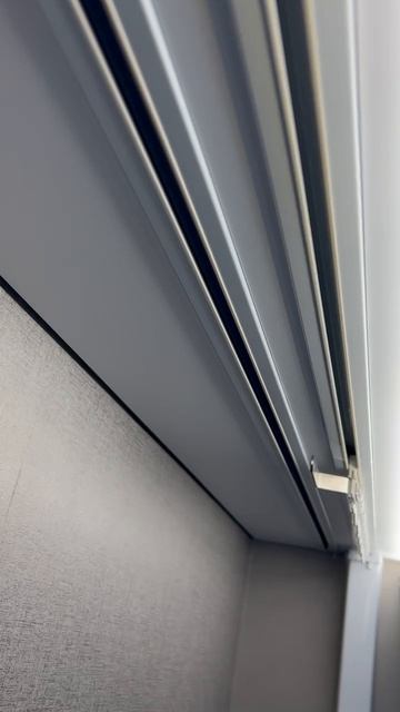 Прямой карниз Онвиз скрытого монтажа в натяжном потолке