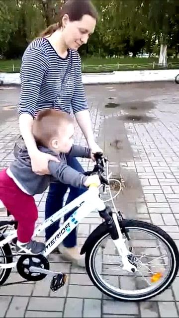 пока без мамы ну ни как