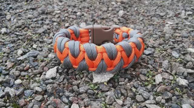 Браслет из паракорда Клетчатая Кобра на фастексе(360P)