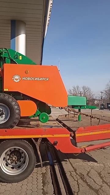Загрузили пресс-подборщик, доставка в Агросалон, Boston Logistic