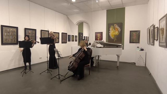 08 Г. Форе. Павана.  Екатерина Занегина , Ирина Лизунова,  Валерия Курочкина