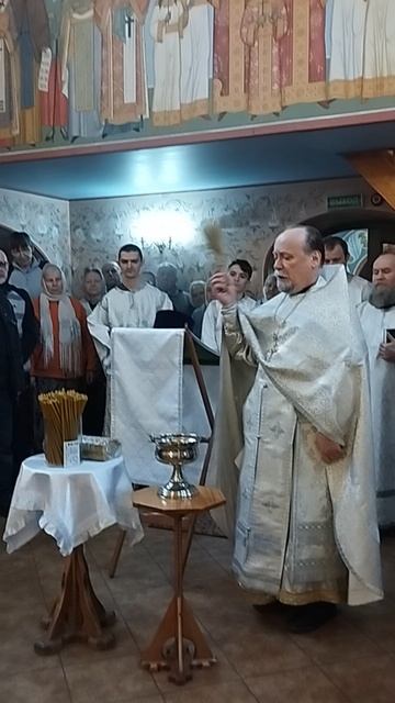 Освящение Сретенских свечей