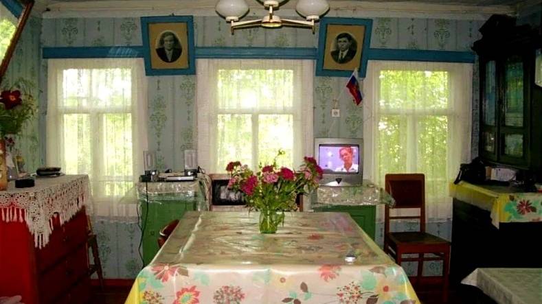 "Без избы мужик ничей"   Юрий Старцев