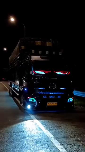 scania volvo mercedes 1