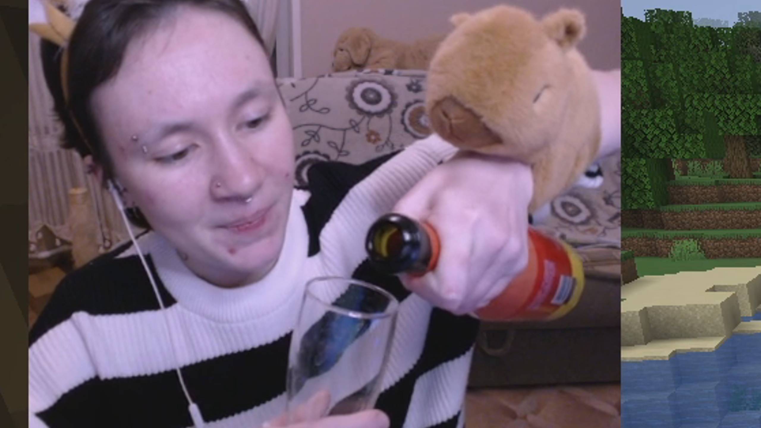 Как я детское шампанское на стриме открывала и НГ на Малиновке отмечала (2025)