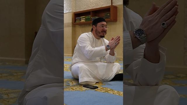 Каждому поклонение своё место и время