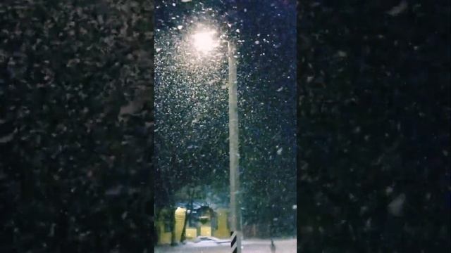 Снег идёт