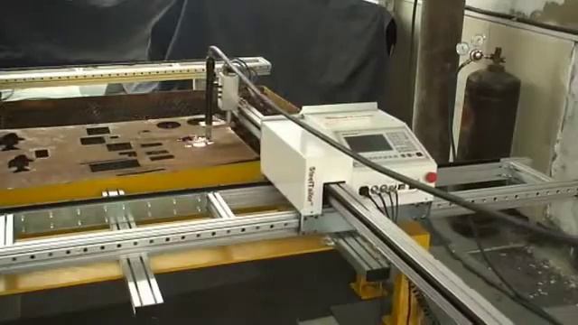 плазменная машина для резки металла с ЧПУ Steeltailor