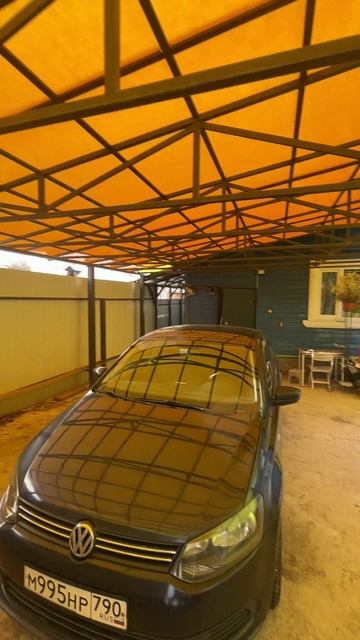 Продается половина бревенчатого дома (в статусе квартиры), район Искож, город Александров.