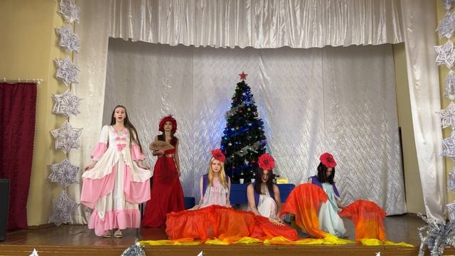 Новогодний спектакль "Щелкунчик и волшебные королевства" 2024г.