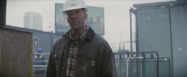 A Working Man - Работяга (2025) русский трейлер