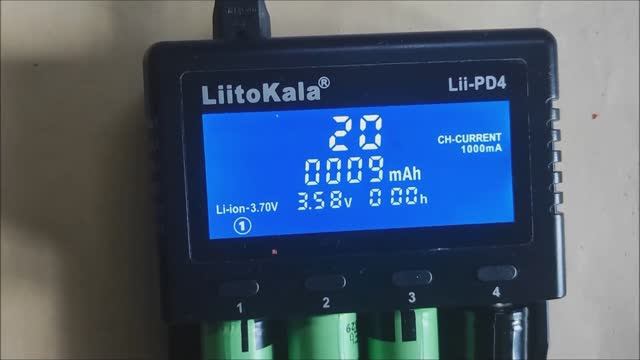 Тестер LiitoKala  для проверки аккумуляторов 18650