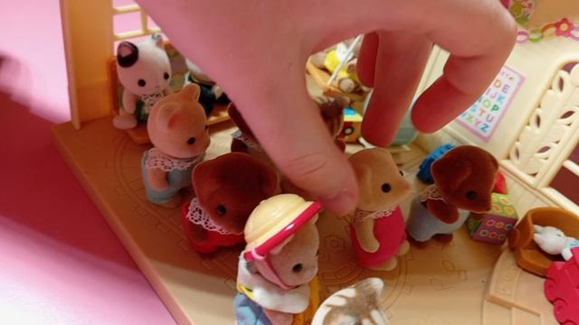 Sylvanian families 2 серия -  "Первый раз в детский сад"