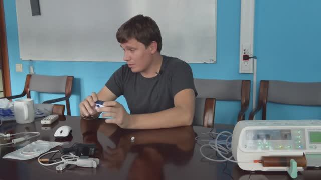 Пульсоксиметр  напалечный TOPMED (FP-30)