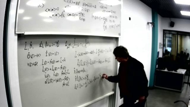 АЧК_МИФ    АЛГЕБРА ОПЕРАТОРОВ НАД ВЕКТОРАМИ    ГИЛЬБЕРТОВА ПРОСТРАНСТВА