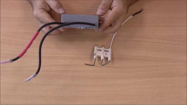 Газовые проточные водонагреватели. Открытая камера сгорания. Блок розжига