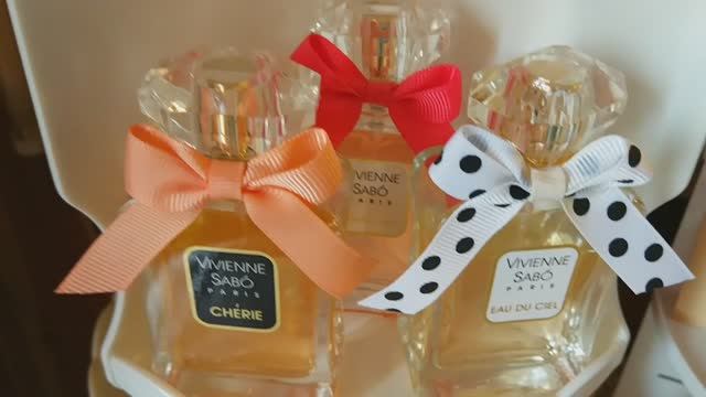 Парфюмерный шкаф Моя коллекция ПАРФЮМЕРИИ , но не вся !