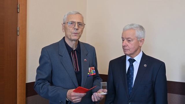 Вручение награды Монголии