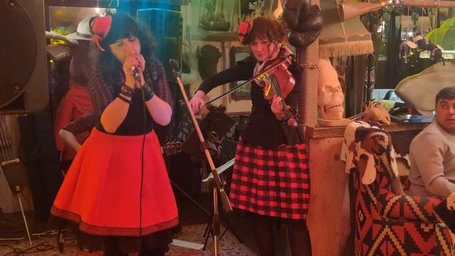 Moi Lolita (Alizee cover) // Кабаре-бэнд "Елисейские поля"