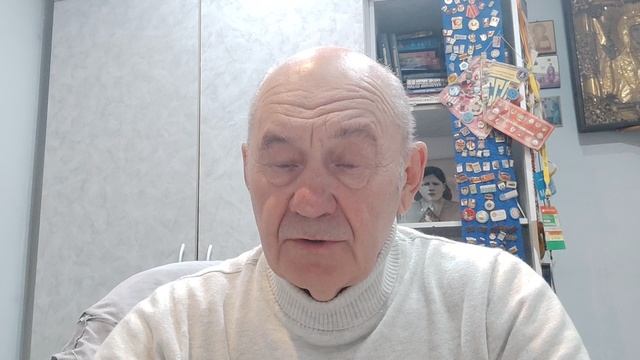 В магазине рядом разговор - уши вянут.. Смотрите в следующем видео