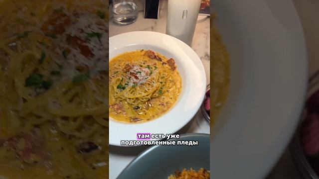 сходили бы в такой ресторан в Корее?) #южнаякорея #корея #жизньвкорее #едавкорее #паста #влогкорея