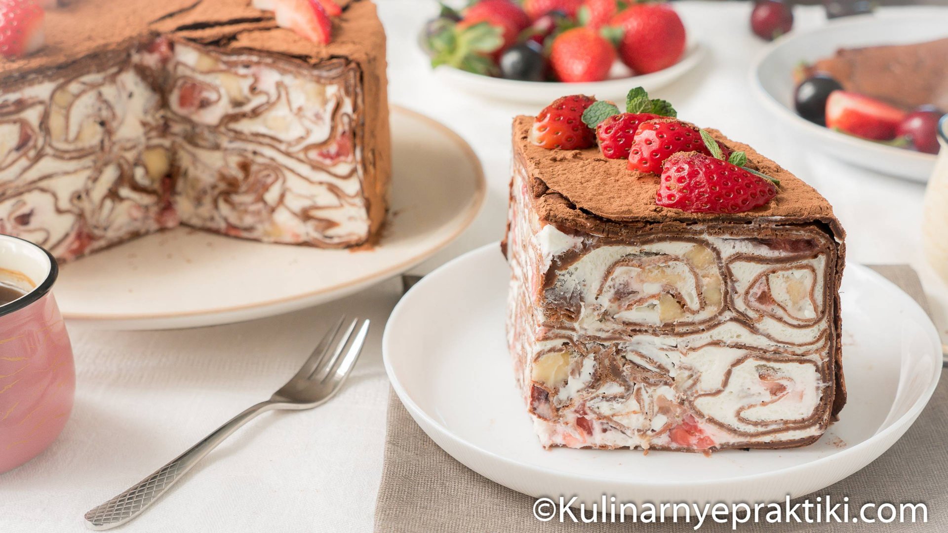 Блинный торт: изысканный десерт из шоколадных блинов с нежным, воздушным кремом
