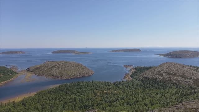 В ЛУЧАХ НЕЗАХОДЯЩЕГО СОЛНЦА. ЭПИЗОД ВТОРОЙ.