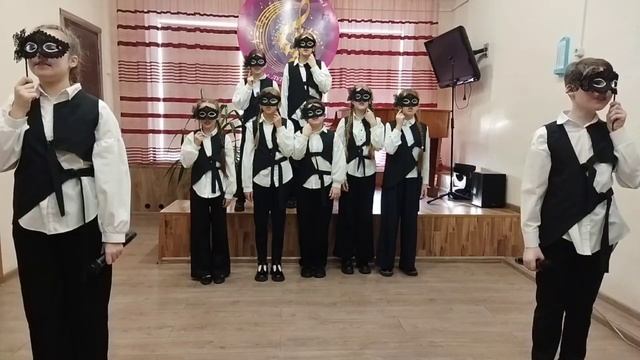 Ансамбль "Campanella". Слова: Юлий Ким, музыка: Геннадий Гладков  "Песня актеров"