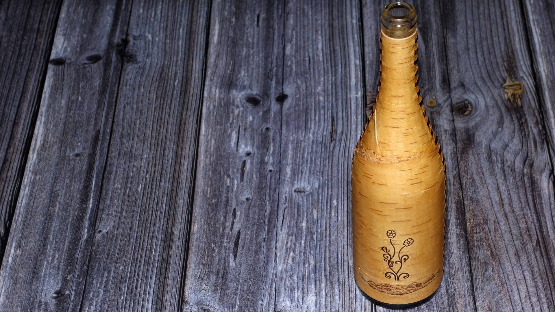 Винная бутылка, декор берестой.