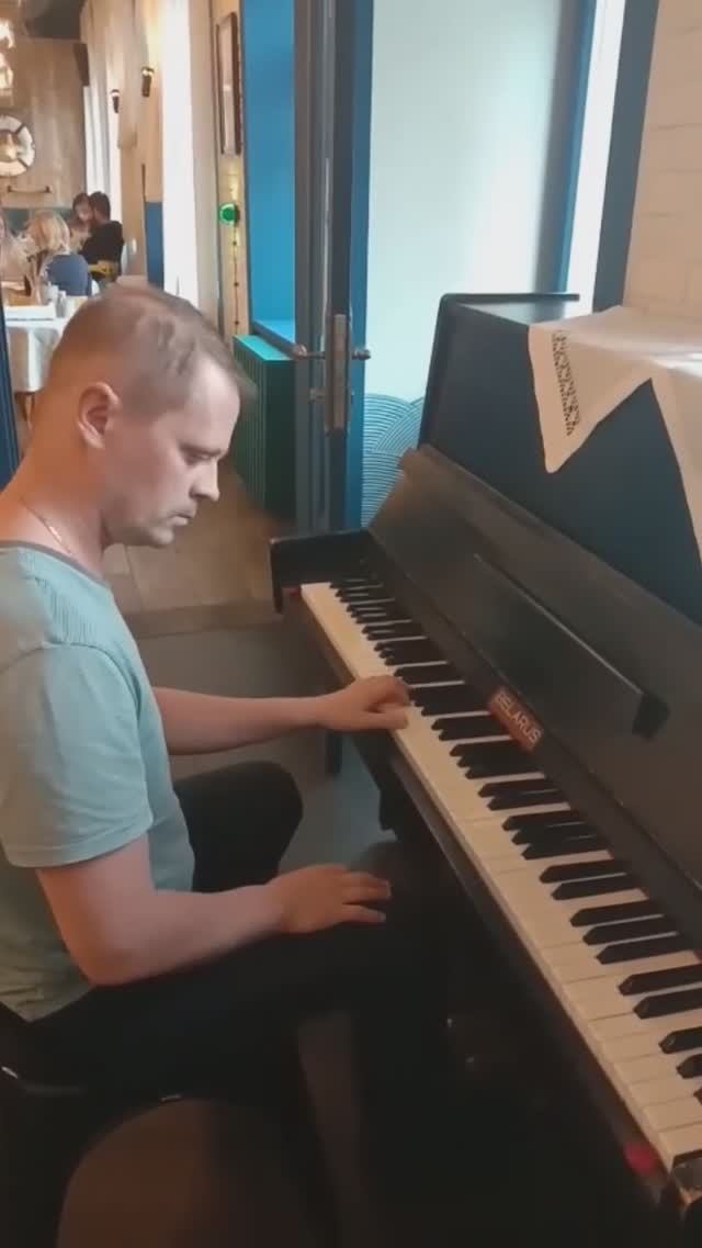 Песня трубадура в Минске #shorts