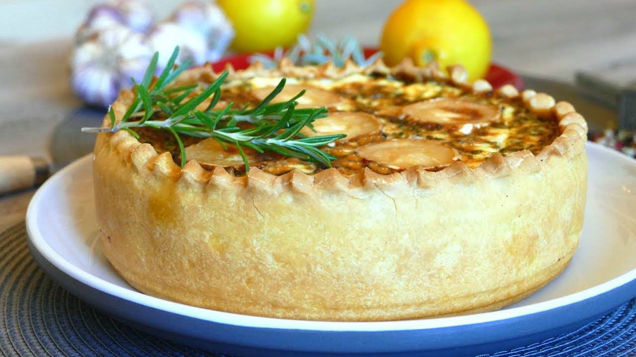 Заливной пирог с рыбой — сочно, просто, идеально! 🐟🥧