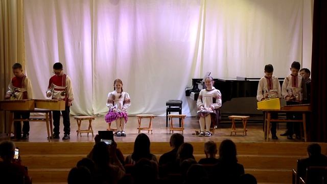 13 "Русская плясовая", исп. Образцовый ансамбль ложкарей «Солнышко»