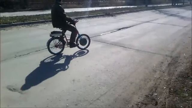 Первый выезд на мотор-колесе!