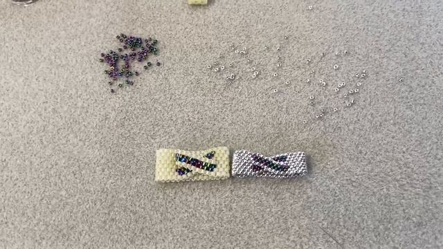 РЕЗУЛЬТАТ ПОРАДОВАЛ !  ПРИГОДИЛСЯ МЕЛКИЙ БИСЕР  МИНИАТЮРНОЕ УКРАШЕНИЕ