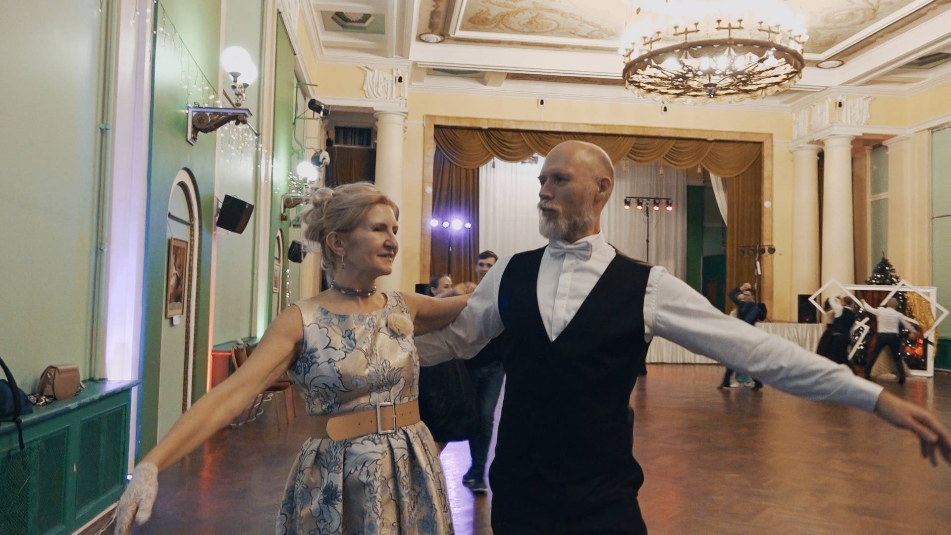 Кросс-степ вальс Il Volo - La Luna Hizo Esto | Большой бальный фестиваль