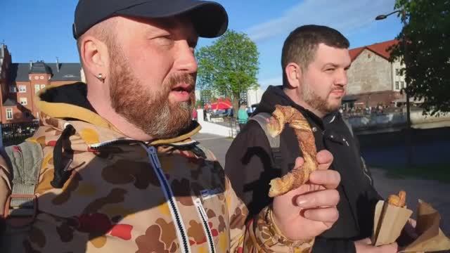 ЭТО МУЖЧИНА, А ЭТО ДЕВУШКА! ВЕСЕННИЙ ФЕСТИВАЛЬ КАЛИНИНГРАД. ОСТРОВ КАНАТА. ЛЮБИМЫЙ КАЛИНИНГРАД.