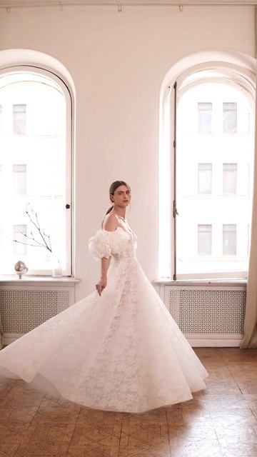 Свадебное платье Жизнь из коллекции «Желанная» 2025 от бренда Divino Rose