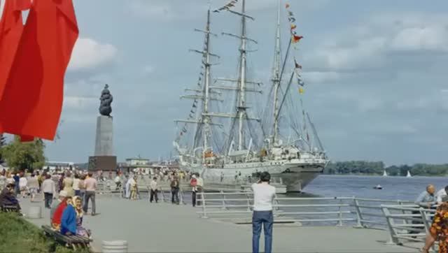 Херсон. Ты помнишь Товарищ?  Парусник из Херсона.