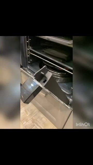 insta-save.net_InstagramPost_steklo_na_duhovoyshkaf_3064293398144916111