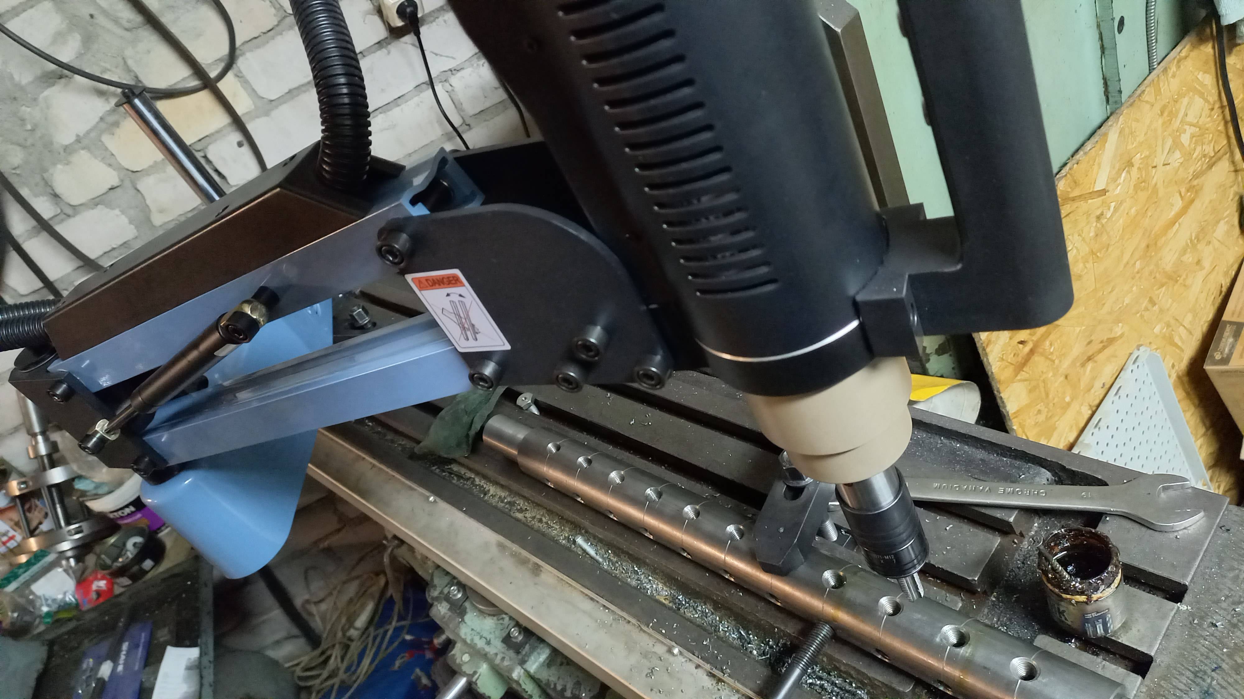 Резьба м6. Резьборез .Манипулятор резьбонарезной.