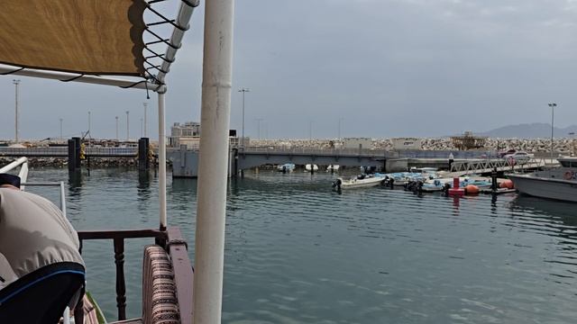 Прогулка на корабле. Оман. Оманский залив