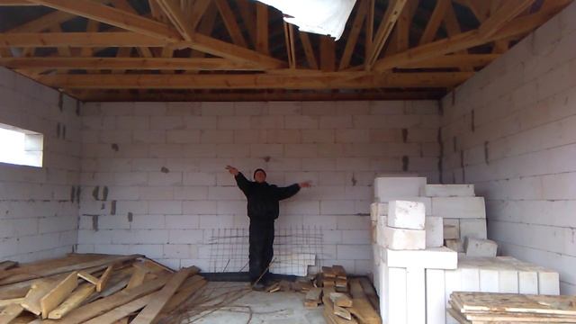 Монтаж вальмовой крыши с земли на дом из газосиликатных блоков. Часть 2.