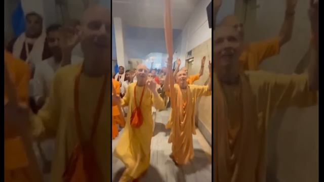 Маяпур, утренние службы 23.02.25 часть 3