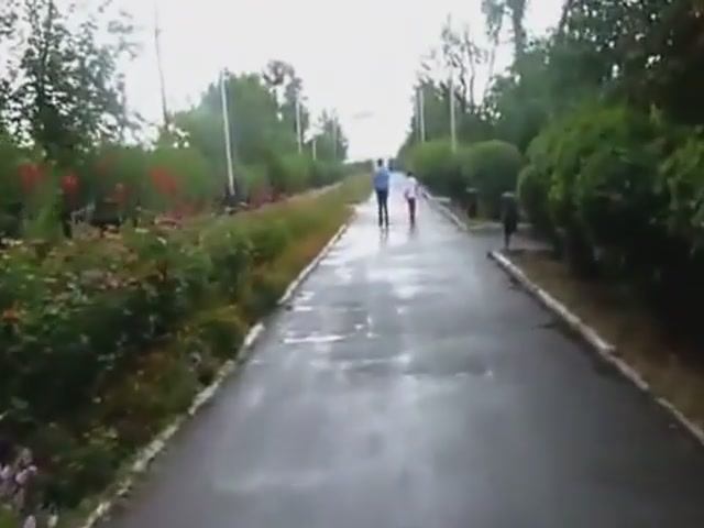 VLOG_  кусочек лета, немного покупок, едим суши, гуляем под дождём (360p)