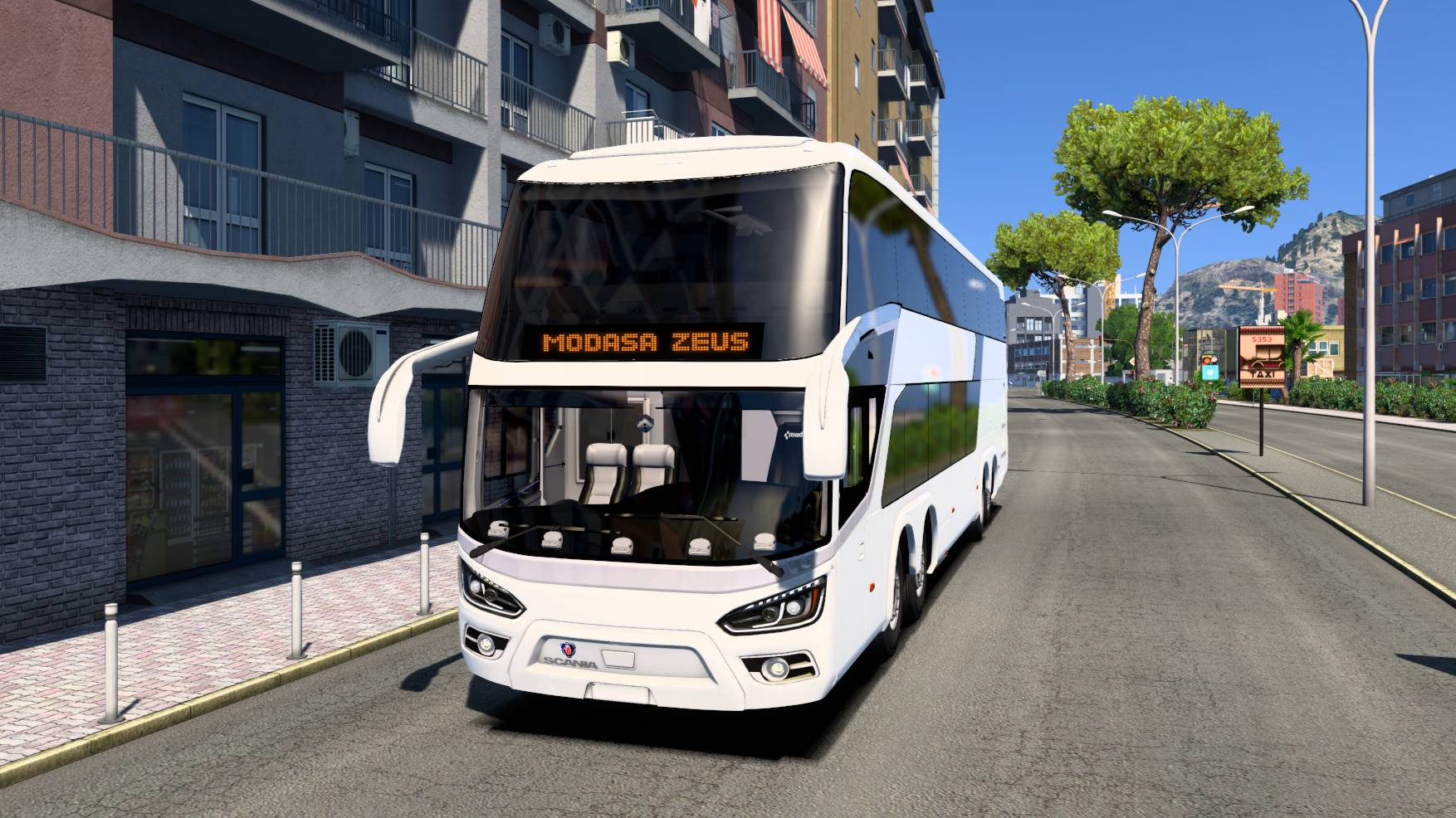 ТЕСТ-ДРАЙВ ВОСЬМИКОЛЁСНОГО АВТОБУСА ПО ИТАЛИИ!